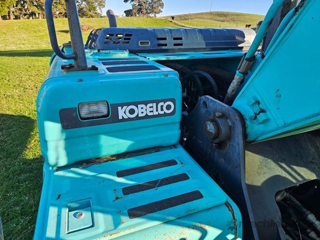 Used 2013 kobelco SK210LC-8 Excavator in TRARALGON, VIC