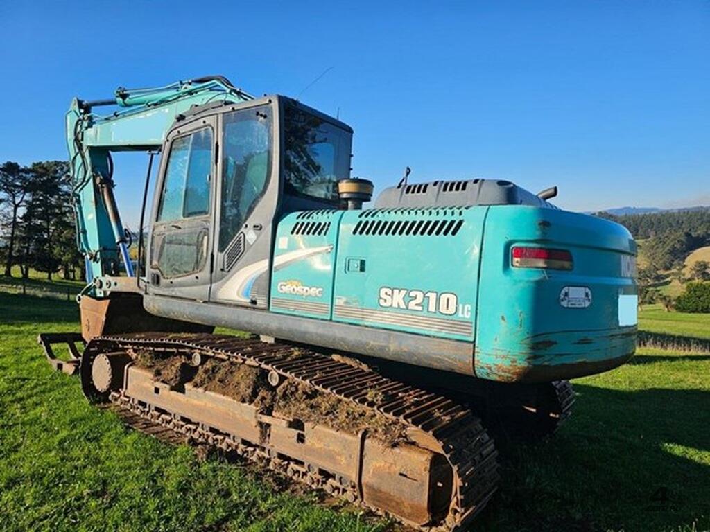 Used 2013 kobelco SK210LC-8 Excavator in TRARALGON, VIC