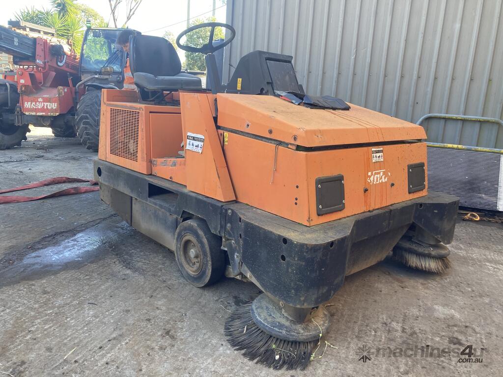 Used hako Street Sweeper - HAKO Ride On Sweeper in MOUNT KURING-GAI, NSW