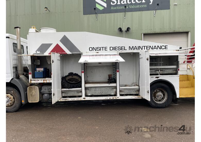 Buy Used 2001 mercedes benz 2001 Mercedes Benz 4x2 Service Truck Trucks ...
