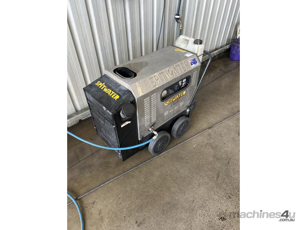 Used Pressure Washer - Diesel - Operational (1081207)