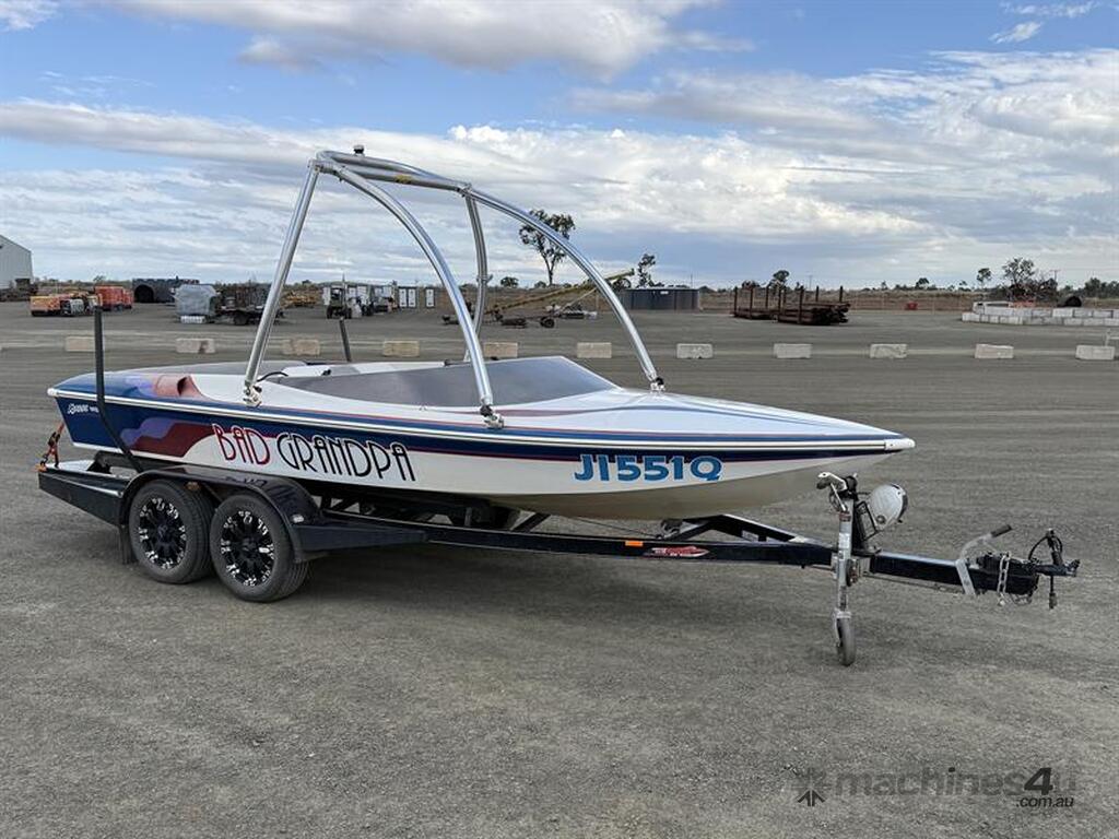 Used raider RAIDER MSD SKI BOAT Boats (1141607) - Listed on Machines4u