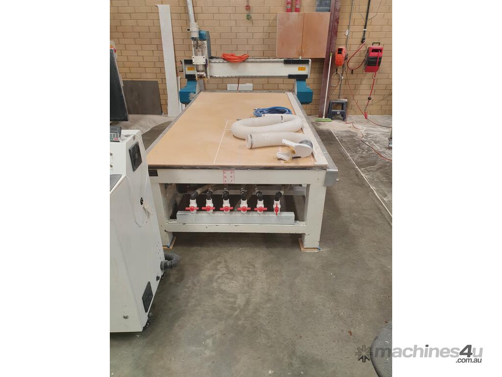 Used 2010 Not Specified Unknown 3-Axis CNC Router Flatbed Nesting CNC ...