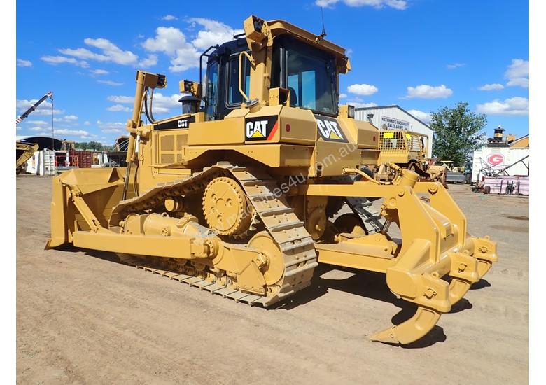 Used 2013 Caterpillar D6T Dozer in , - Listed on Machines4u