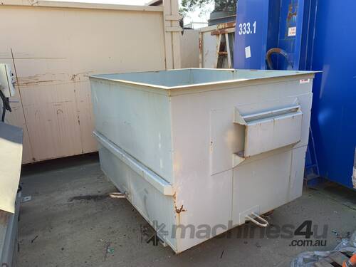Used Wastech 3 0 Mtr Bin press and Frontlift bin Bins & Containers in ...