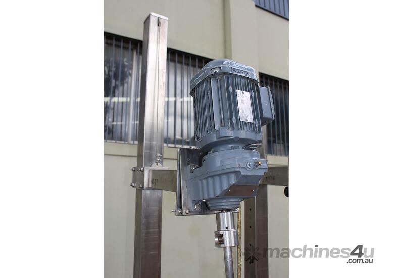 used Slow Speed Top Entry Mixer with Floor Mounting Stand Liquid Mixing ...