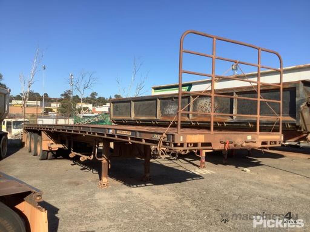 Buy Used krueger ST3-35 Flat Top Trailer in , - Listed on Machines4u