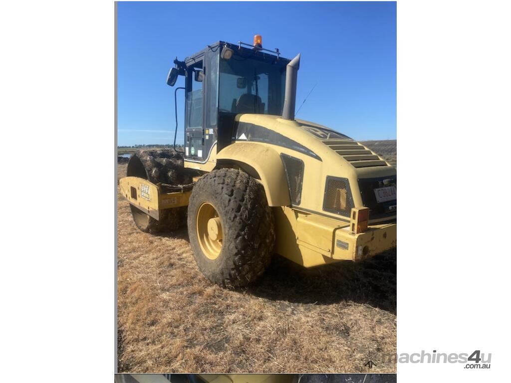 Used Caterpillar CS563E Roller Compactors in , - Listed on Machines4u