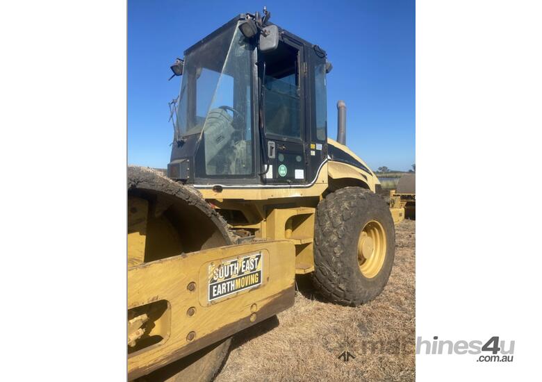 Used Caterpillar CS563E Roller Compactors in , - Listed on Machines4u
