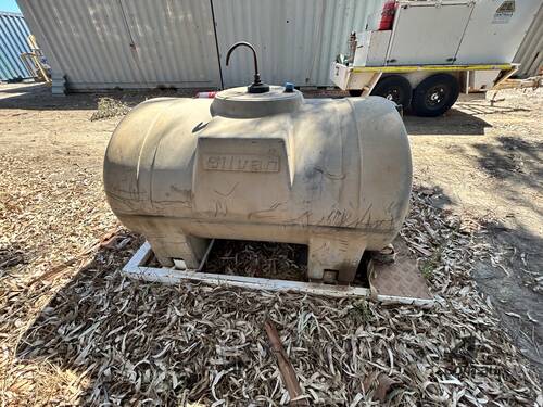 Used Silvan 1000ltr Silvan Water Tank on Slide (1106770) - Listed on ...