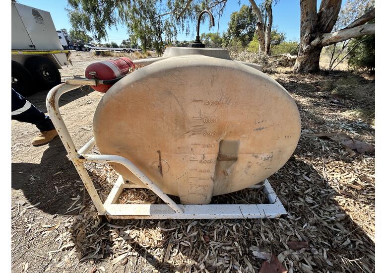 Used Silvan 1000ltr Silvan Water Tank on Slide (1106770) - Listed on ...