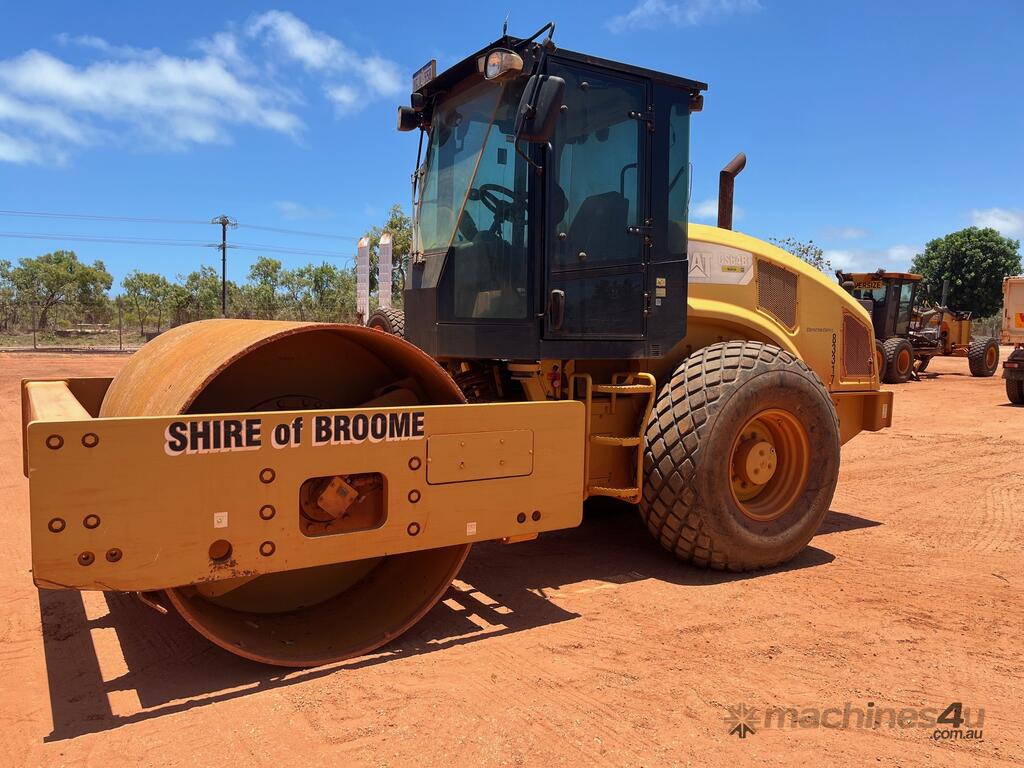 Used 2015 Caterpillar 2015 Caterpillar CS64B Articulated Vibratory ...