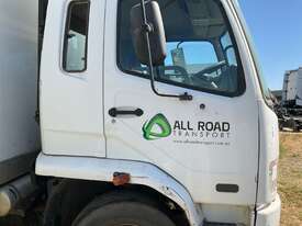Buy Used 2010 mitsubishi fuso FIGHTER Tray Truck (1201270)