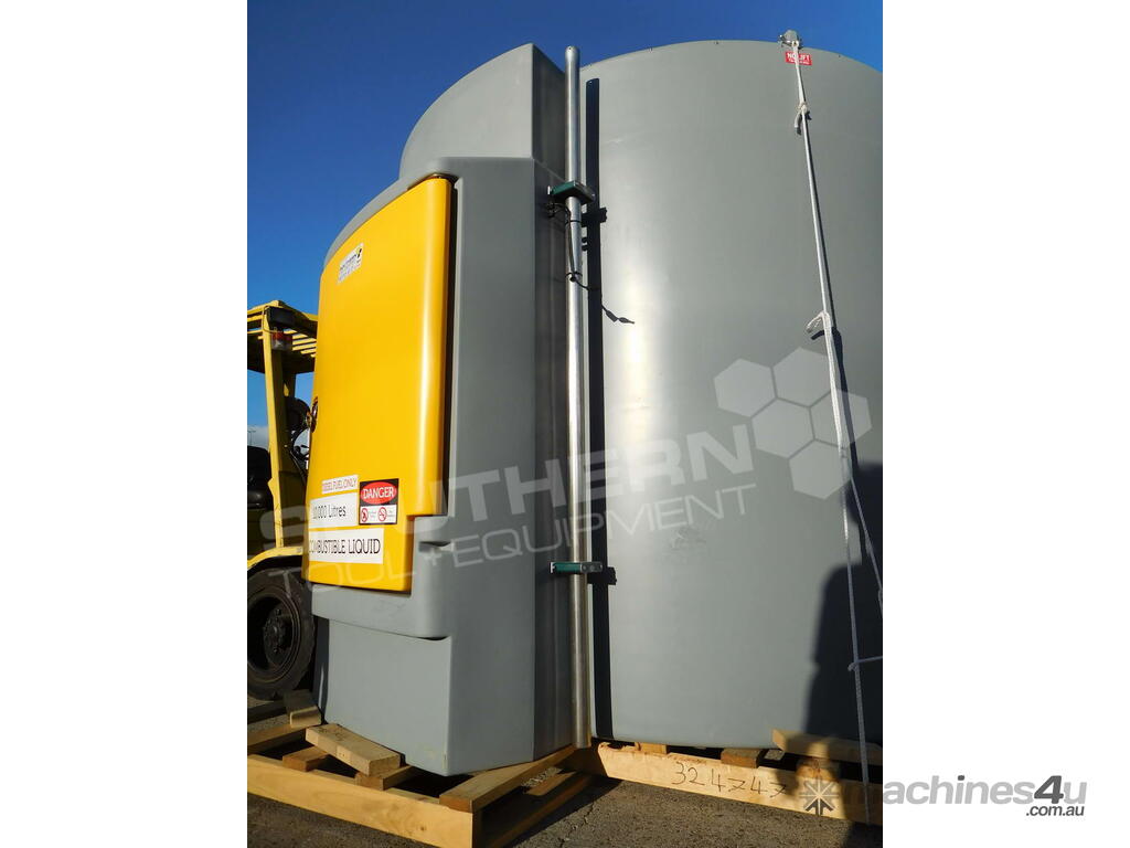 New bunded 10 000L 12V Solar Bunded Fuel Tanks (561870)