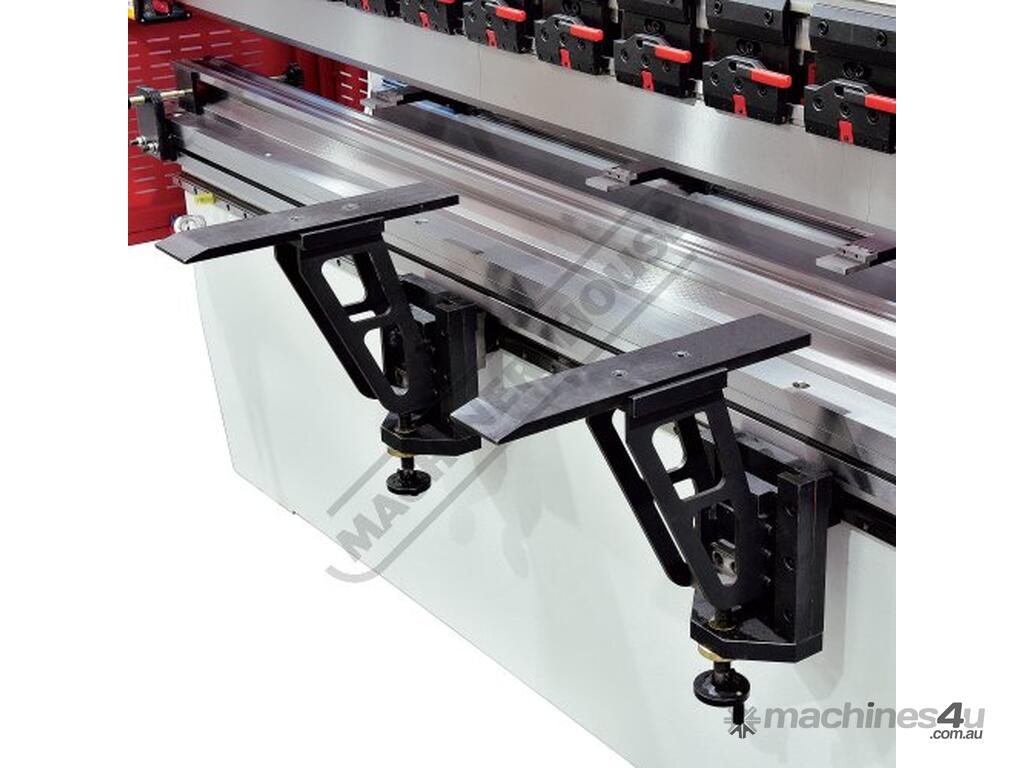 New metalmaster SPB-40200 CNC Synchro Pressbrake 4000 X 200T CYBELEC ...