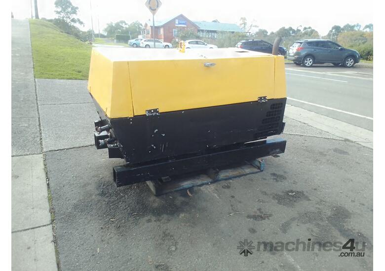 Used 1994 compair 130cfm Zitair Kubota powered skid mounted Towable ...