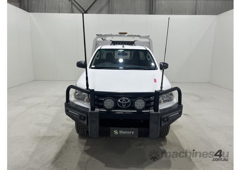 Buy Used Toyota 2017 Toyota Hilux SR Diesel Single Cab Ute Ex-Lease ...