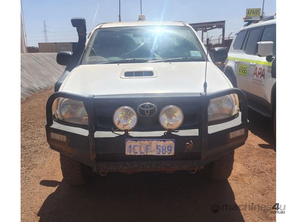 Buy Used Toyota 2006 Toyota Hilux SR Diesel Located in Newman Utes ...