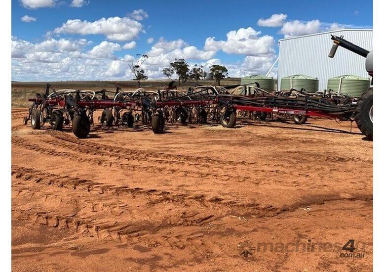 Used Case Case adx 3380 and ptx600 Air Carts Air Seeder in , - Listed ...