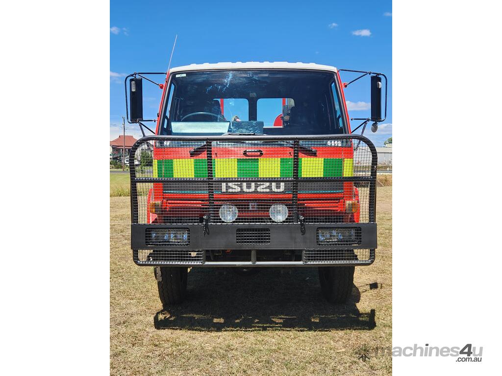 Buy Used 1995 Isuzu FTS700 Fire Trucks (1080373)