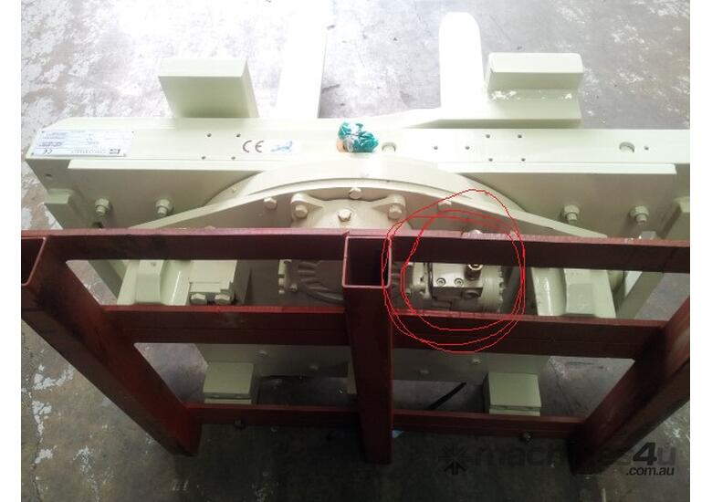 New 2017 swf attachments Rotating Fork Clamp Forklift Rotator ...