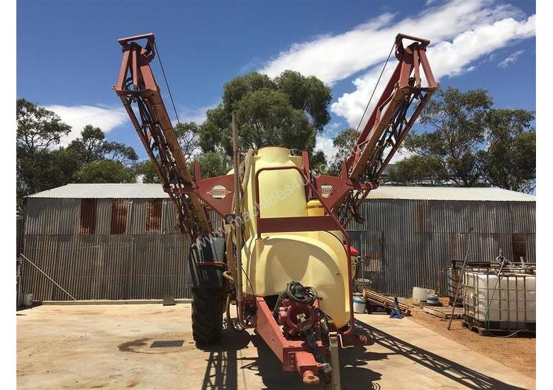 Used hardi Hardi 5030 Navigator 5000lt 30M WA Boom Sprayer in ...
