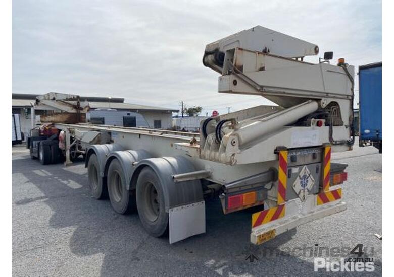 Buy Used 2004 steelbro SBSS343F Skel Trailer in , - Listed on Machines4u
