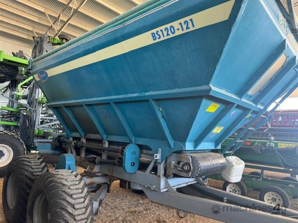 Used gyral Gyral 36m SPREADER in MOREE, NSW