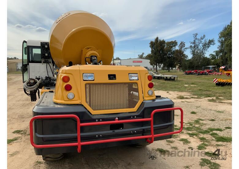 New 2023 Farmtech FARMTECH LZ3500 SELF PROPELLED LOADING CEMENT MIXER ...