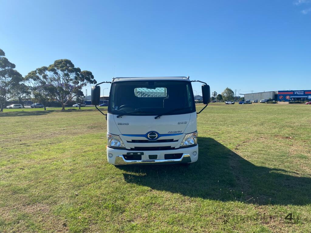 Buy New 2023 Hino 2023 Hino Hybrid 616 AMT 3430 Wide Hybrid Tray Dropside Tray Truck (1076875)