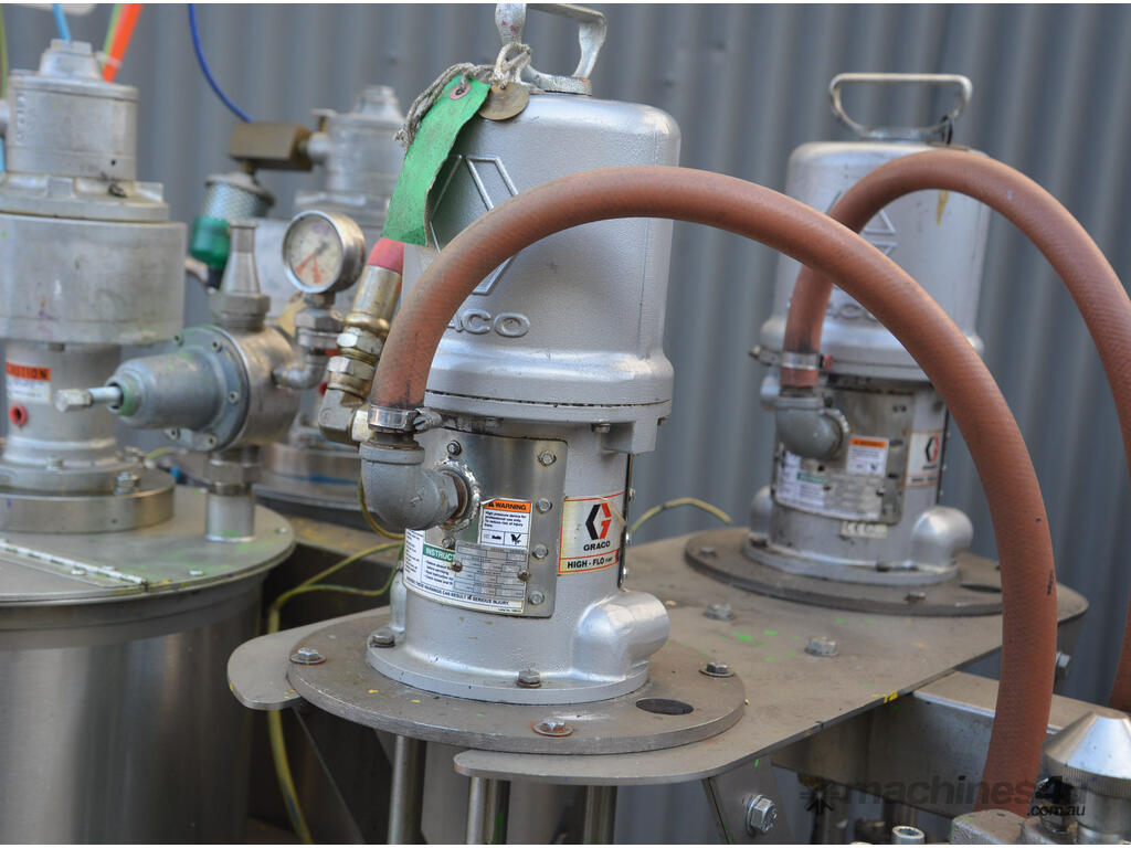 Used graco 220-157 G03D Mixing Tanks (828575)