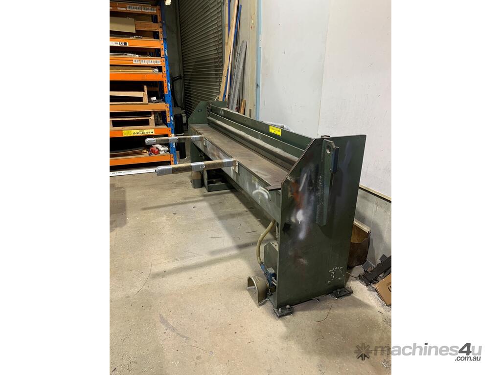 Used herless USED - HERLESS GUILLOTINE 2450 X 2MM Pneumatic Pneumatic ...