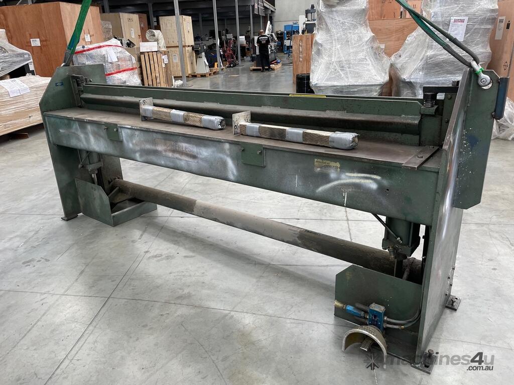 Used herless USED - HERLESS GUILLOTINE 2450 X 2MM Pneumatic Pneumatic ...