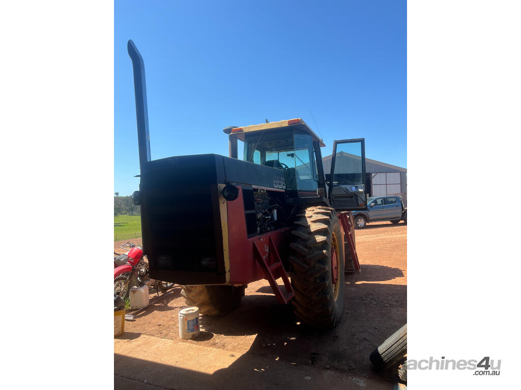 Used 1985 versatile 856 Tractors in LAKE ALBERT, NSW (1058576)