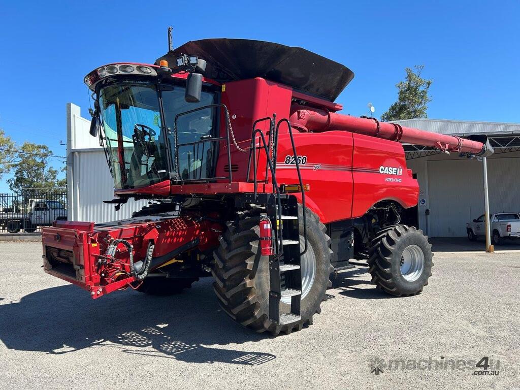 Used 2019 Case IH 8250 Harvester 2020 Macdon D145 45 Draper Front ...
