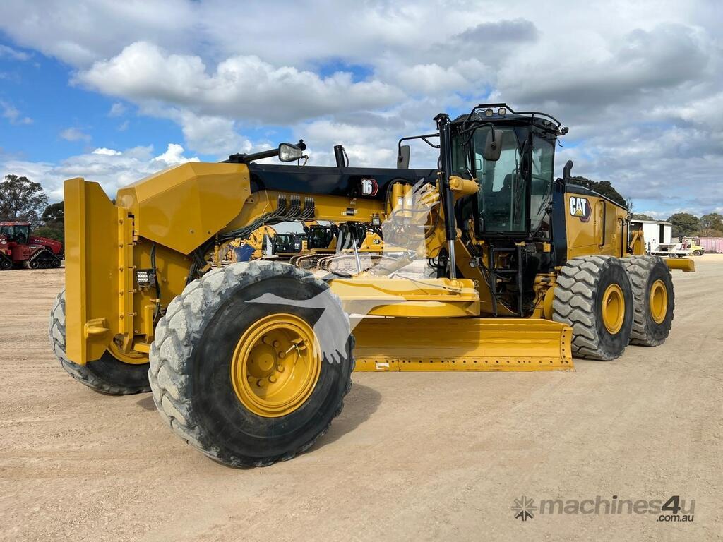 Used 2012 Caterpillar 16M Grader (1131576)