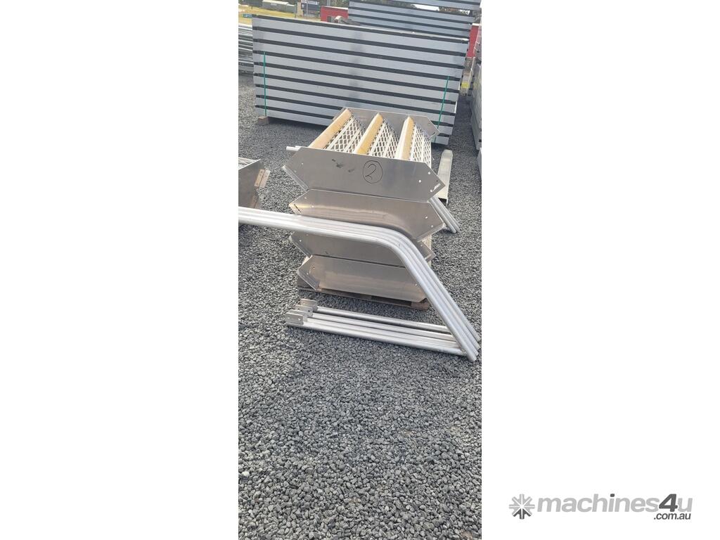 Used Pallet of Aluminium Steps and Hand Rails (1200076)