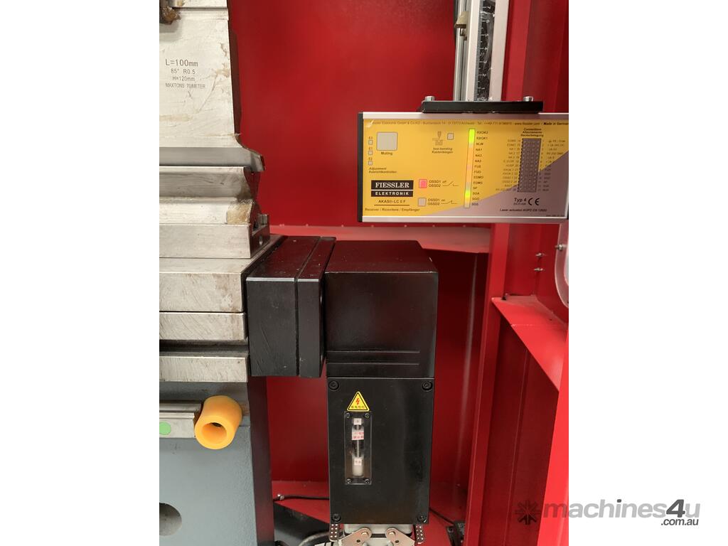 New CNC-TECH CNC-TECH 7 Axes 3 m X 135 Ton CNC pressbrake with Delem DA ...