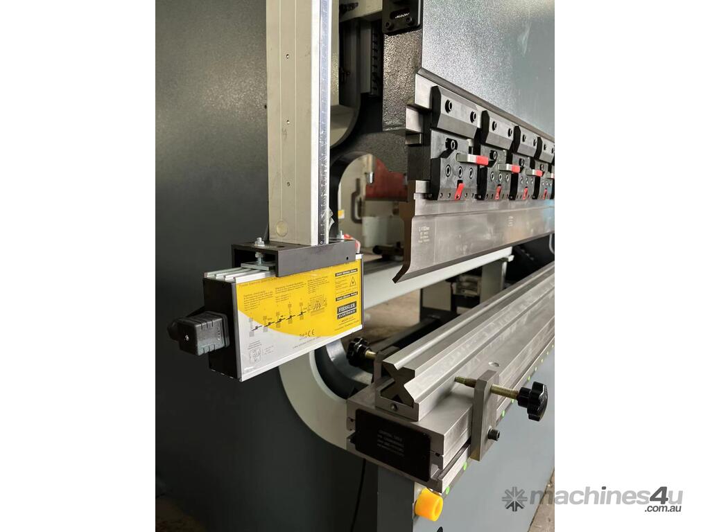 New CNC-TECH CNC-TECH 7 Axes 3 m X 135 Ton CNC pressbrake with Delem DA ...