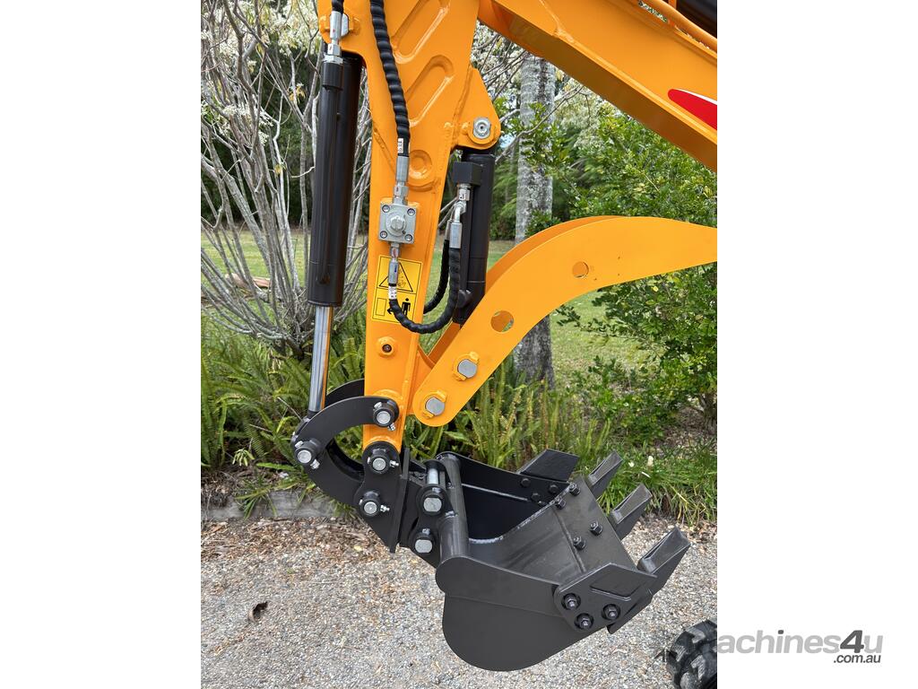 New Rhinoceros XN10-8SE Mini Excavators (936876)