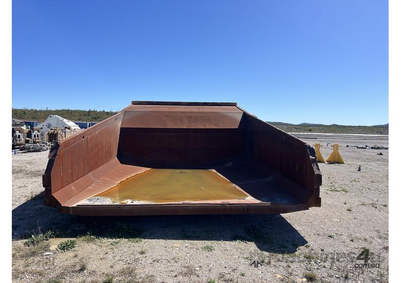 Buy Used CAT c2010 Caterpillar 789C Truck Combi Body Truck Body Parts ...