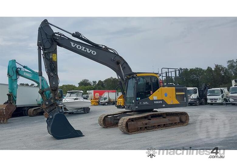 Used Volvo Volvo EC220EL Excavator (1048077) - Listed on Machines4u