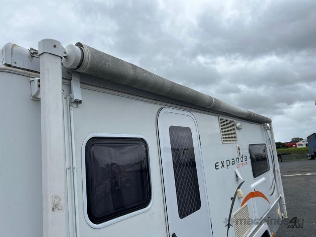 Buy Used 2011 jayco EXPANDA OUTBACK Caravan Trailer in MILPERRA, NSW
