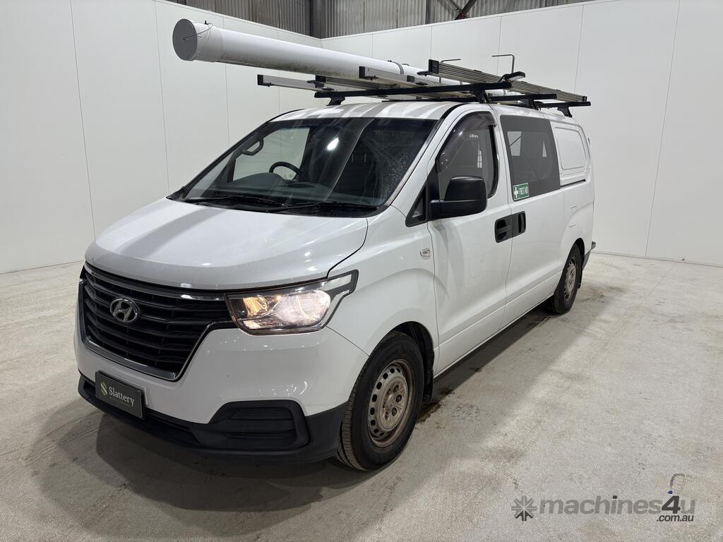 Buy Used hyundai 2018 Hyundai iLoad 4x2 Diesel Van Ex-Council MY18 Vans ...