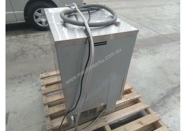Used hoshizaki Hoshizaki Under Bench ICE Machine Ice Machine in ...