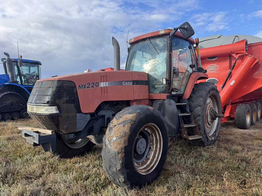 Used Case IH CASE IH MX 220 FWA TRACTOR Tractors (1146478)