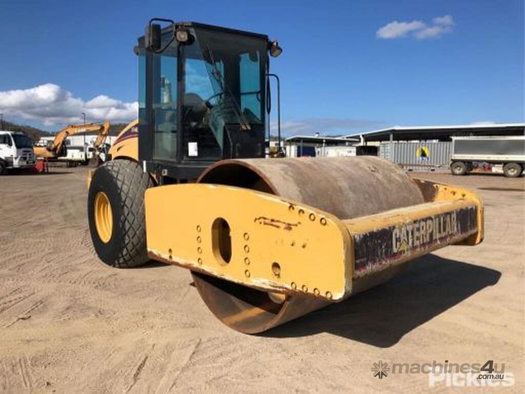 Used Caterpillar CS663E Construction Equipment in , - Listed on Machines4u