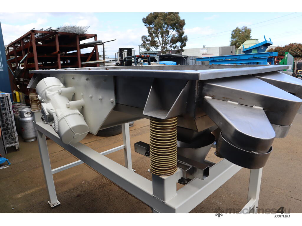 Used Maseto Large Vibrating Vibratory Feeder Sieve Shaker Table ...