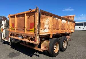 Howard Porter Pig Tipper Trailer for sale in Australia
