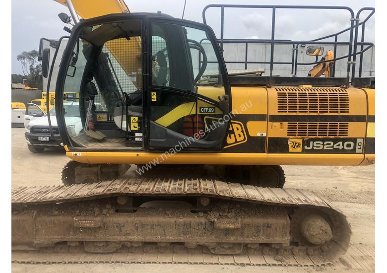 Used 2008 jcb JS240 Excavator in , - Listed on Machines4u